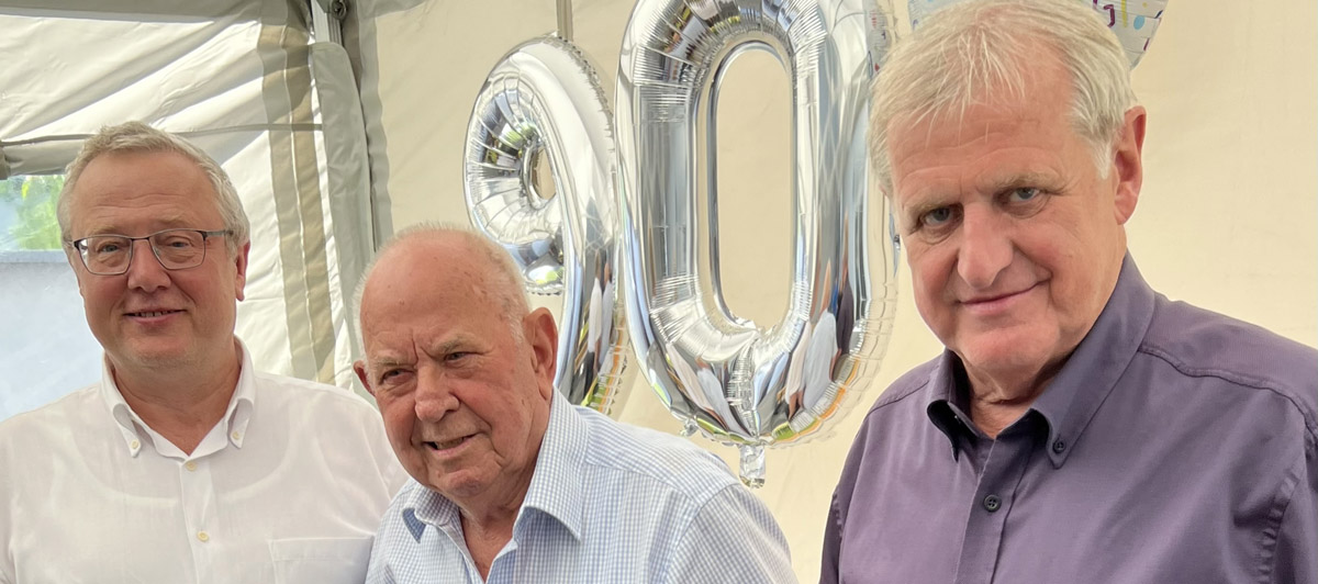 Beliebter und lebenslustiger Jubilar – Nachrichten am Ort